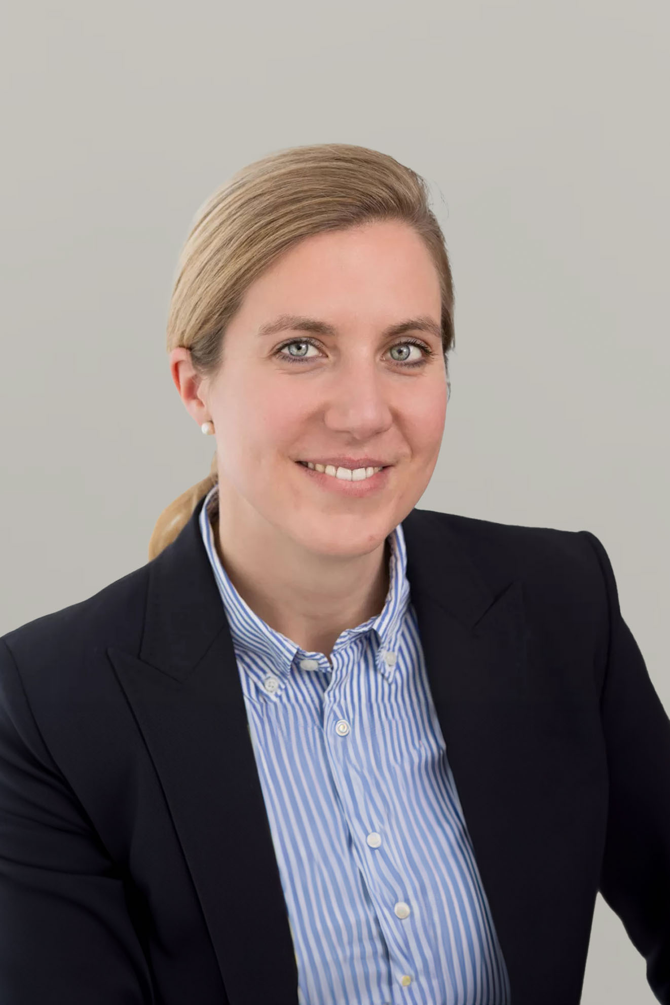 Julia Maria Weimann - Minoggio Grezesch Bachmann